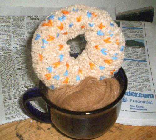 Doknit - knitted donut pattern - Make: