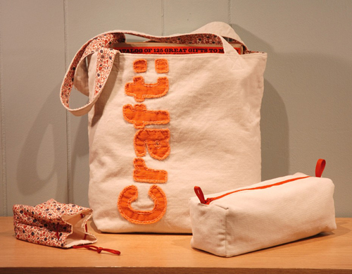 A Closer Look - Craft Project Tote - Make: