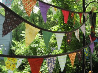 HOW TO - Sew Festive Banners - Make: