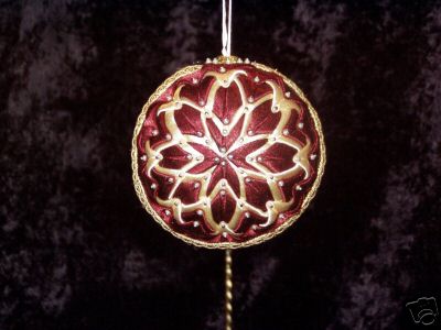 HOW TO - Quilted Ball Ornament - Make: