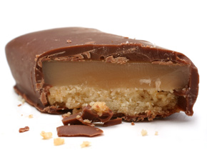 HOWTO - Make Your Own Candybars - Make:
