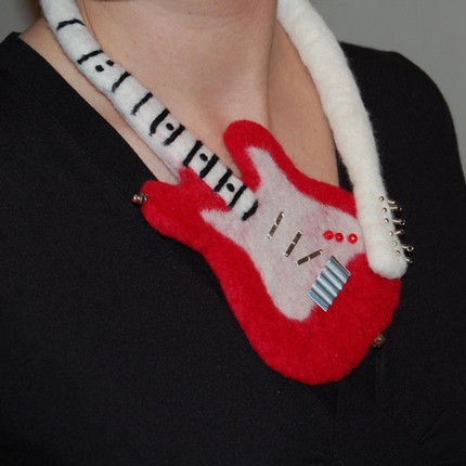 Felted Guitar Necklace - Make: