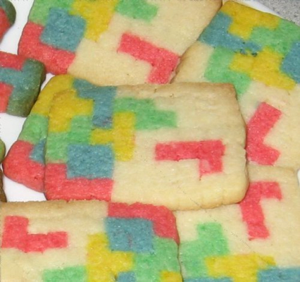 HOW TO - Make Pixel-Art Cookies - Make: