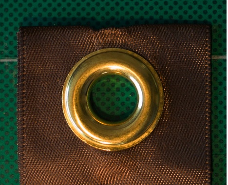 HOW TO - Set a grommet - Make: