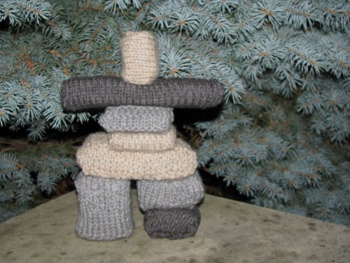 HOW TO - Knit an Inukshuk - Make: