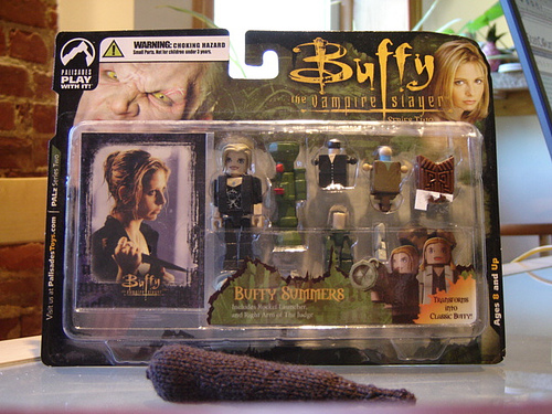 HOW TO - Knit a Vampire Stake - Make: