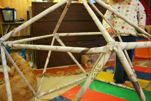 HOW TO - Make a Newspaper Hut - Make: