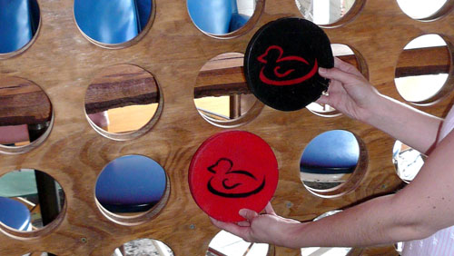 Giant connect four game board - Make: