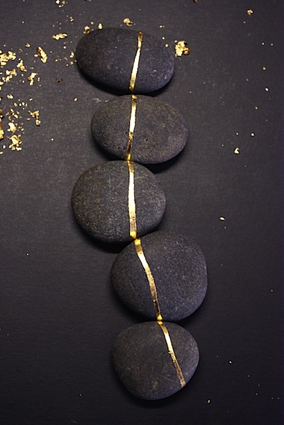 HOW TO - Gold Leaf River Rocks - Make: