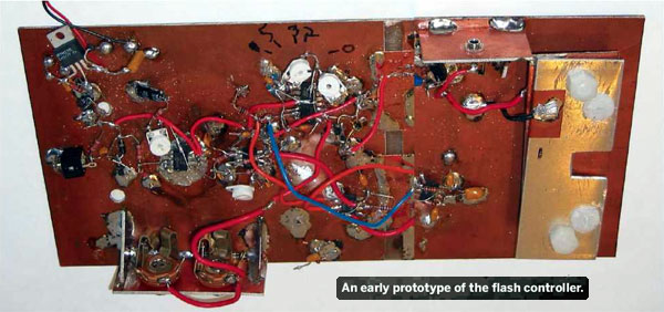 HOW TO - "Homemade strobe photography" - Make:
