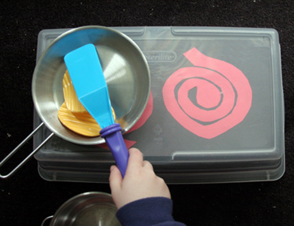 Make a Toy Stove Out of Plastic Storage Container - Make: