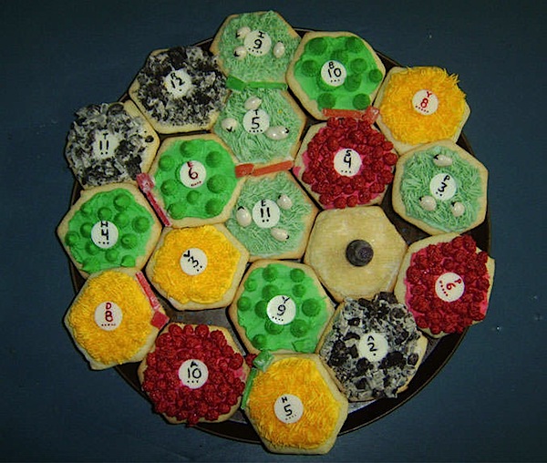 Edible Catan Cakes - Make: