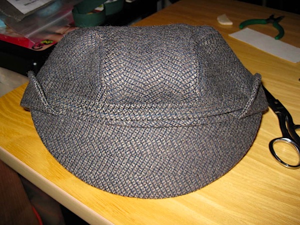 How-To: Checkpoint Charlie Hat - Make: