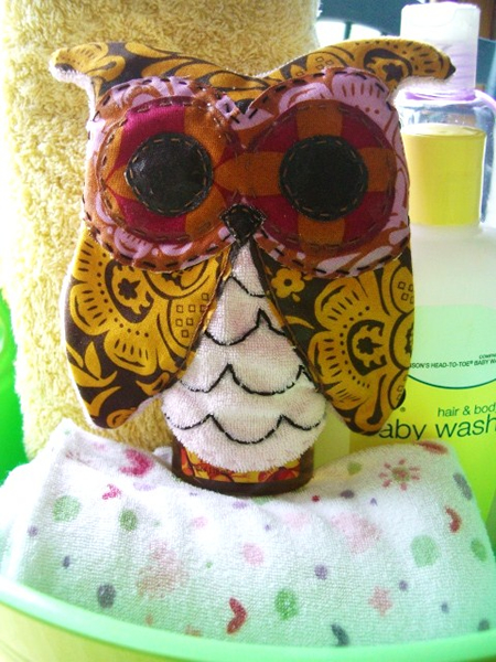 How-To: Make a Bath Scrubby Buddy - Make: