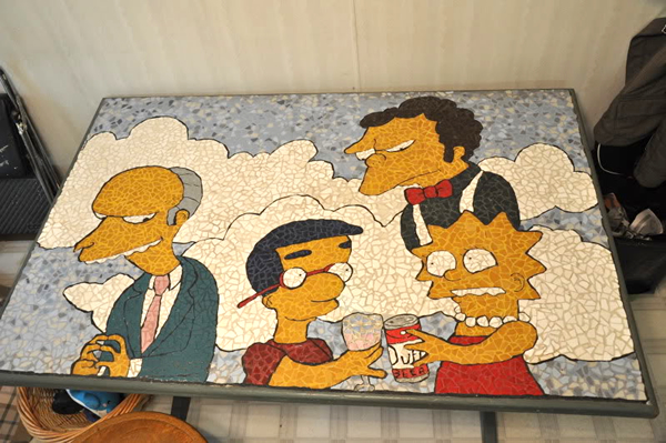 Simpsons Mosaic Table - Make: