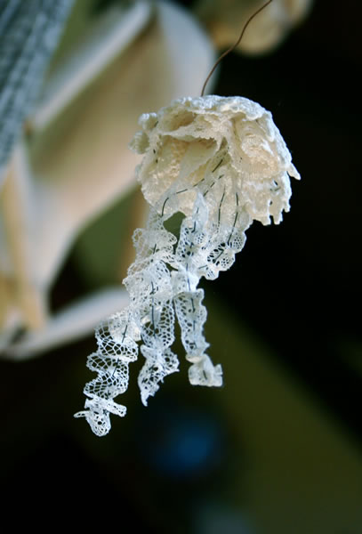 How-To: Doily And Lace Jellyfish - Make: