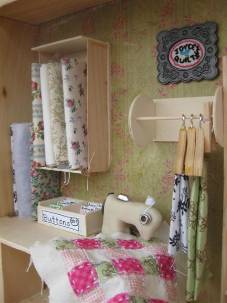 Miniature Quilt Shop - Make: