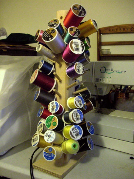 How-To: Threadrack - Make: