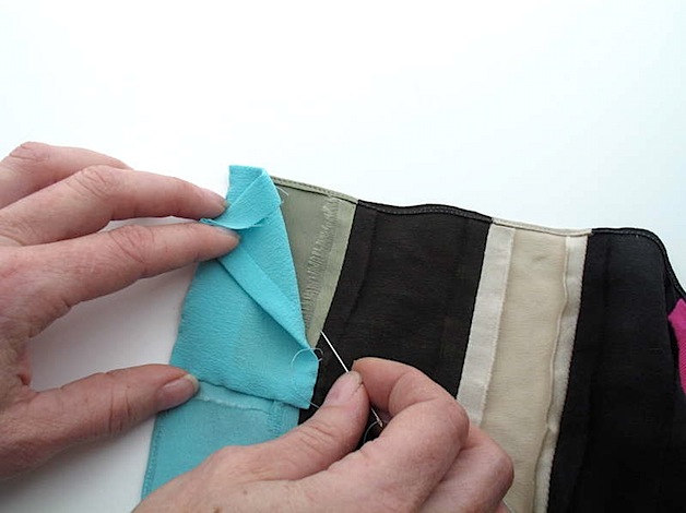 How-To: Evening Dress iPod Remote - Make: