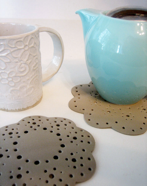 How-To: Rubber Lace Coasters - Make: