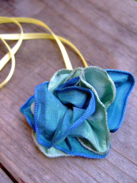 How-To: Easy Ribbon Rosettes - Make: