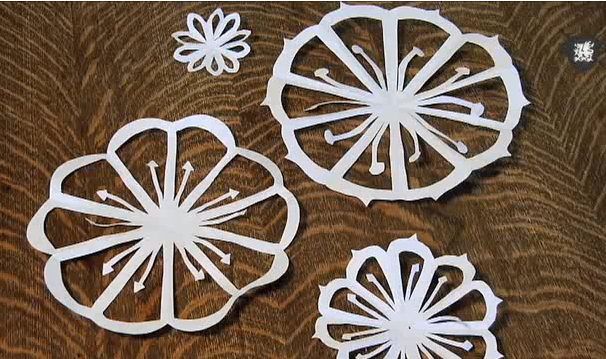 How-To: Kirigami Flowers - Make: