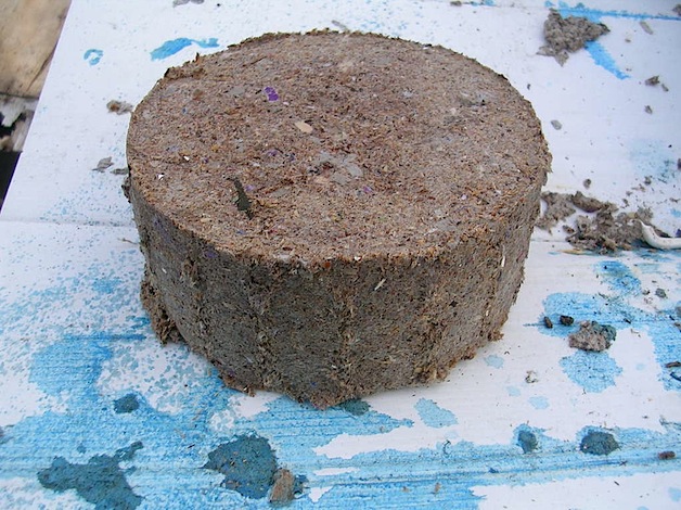 How-To: Paper Pulp Fire Briquettes - Make: