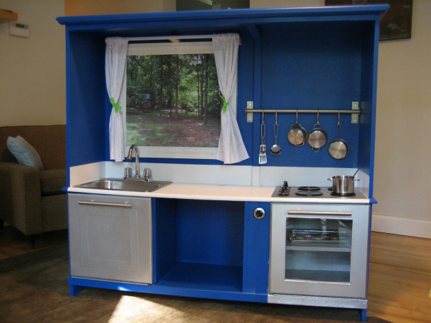 Homemade Play Kitchen - Make: