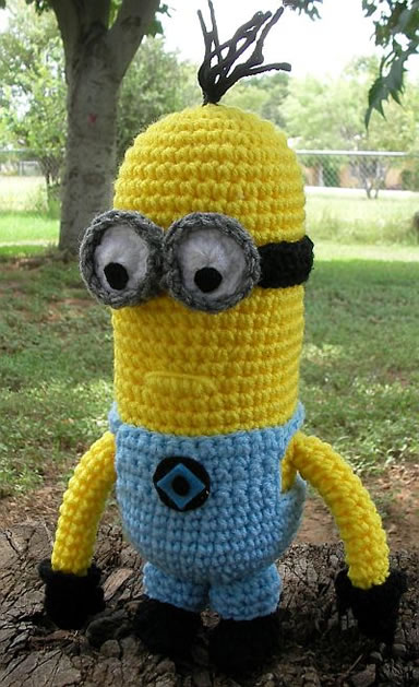 Despicable Me Minion Crochet Pattern - Make: