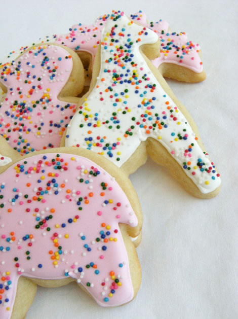 How-To: Jumbo Frosted Animal Cookies - Make: