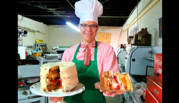 Cherpumple - Pies Baked Inside Cakes! - Make: