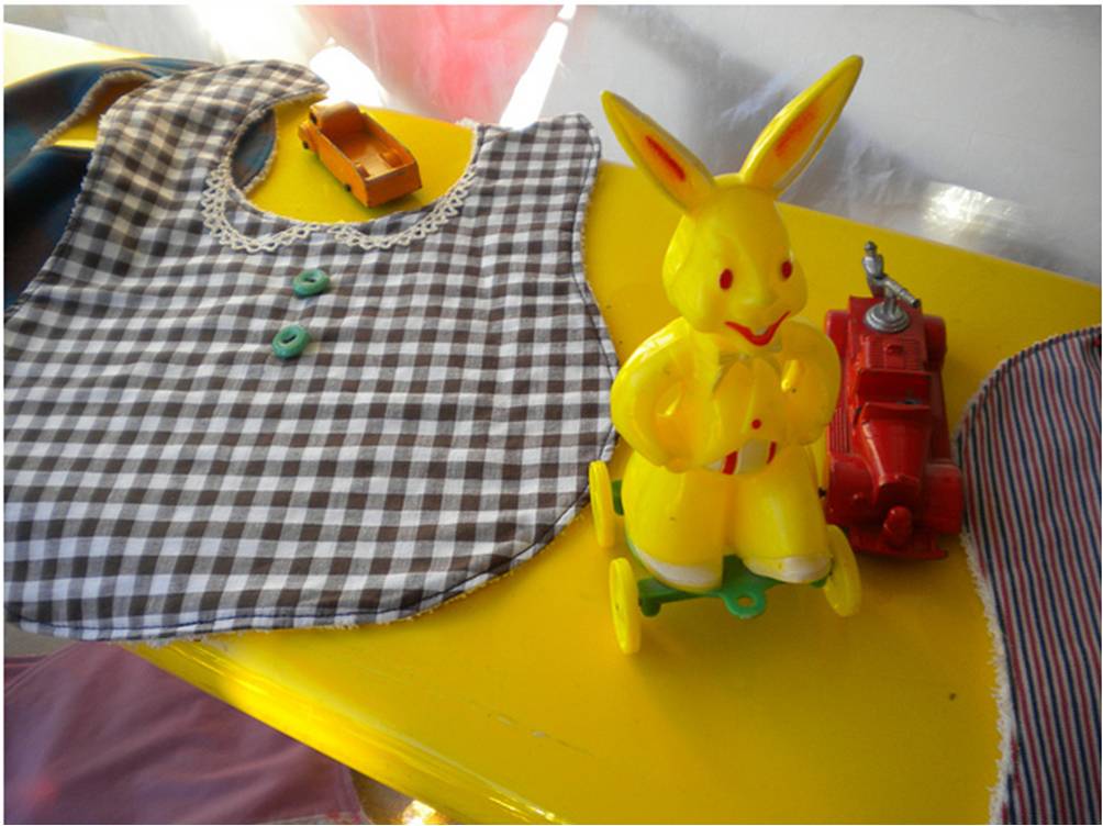 Playful Craft Fair Displays - Make: