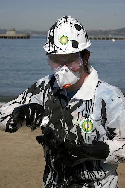 How-To: BP Oil Spill Cleanup Costume - Make: