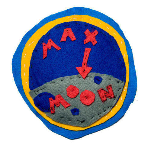 Max to The Moon - Make: