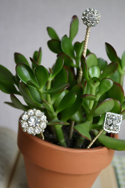 How-To: Plant Jewelry - Make: