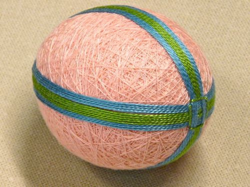 How-To: Temari Easter Eggs - Make: