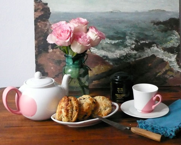 DIY Dipped Tea Set for your Royal Wedding Party - Make: