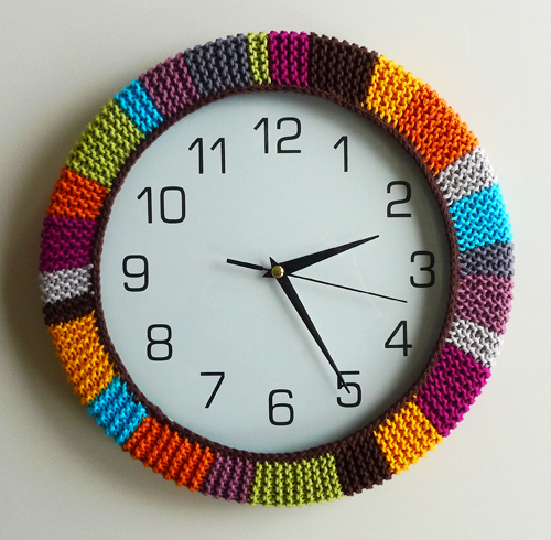 How-To: Easy Knit Clock Frame - Make: