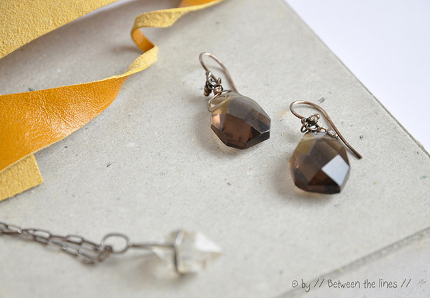 How-To: Oxidize Sterling Silver with Eggs - Make: