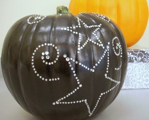 How-To: Rhinestone Pumpkin - Make: