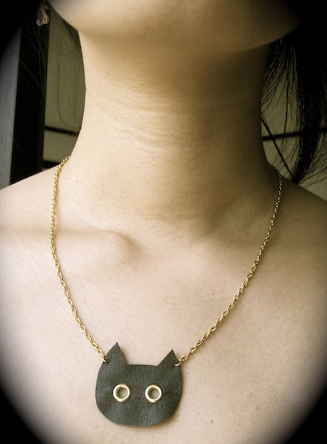 How-To: Black Cat Necklace - Make: