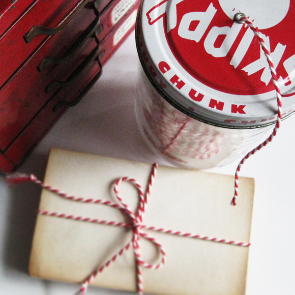 How-To: Jar Twine Dispenser - Make: