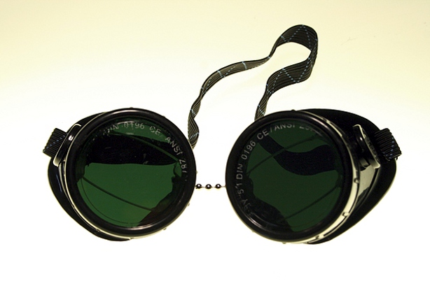 How-To: Prescription Goggles - Make: