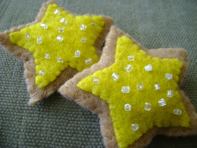 How-To: Felt Holiday Cookies - Make: