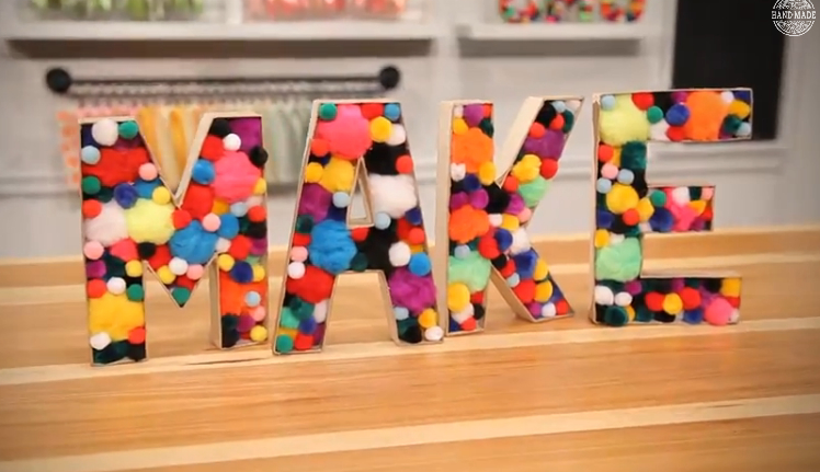 Pom Pom Banners - Make: